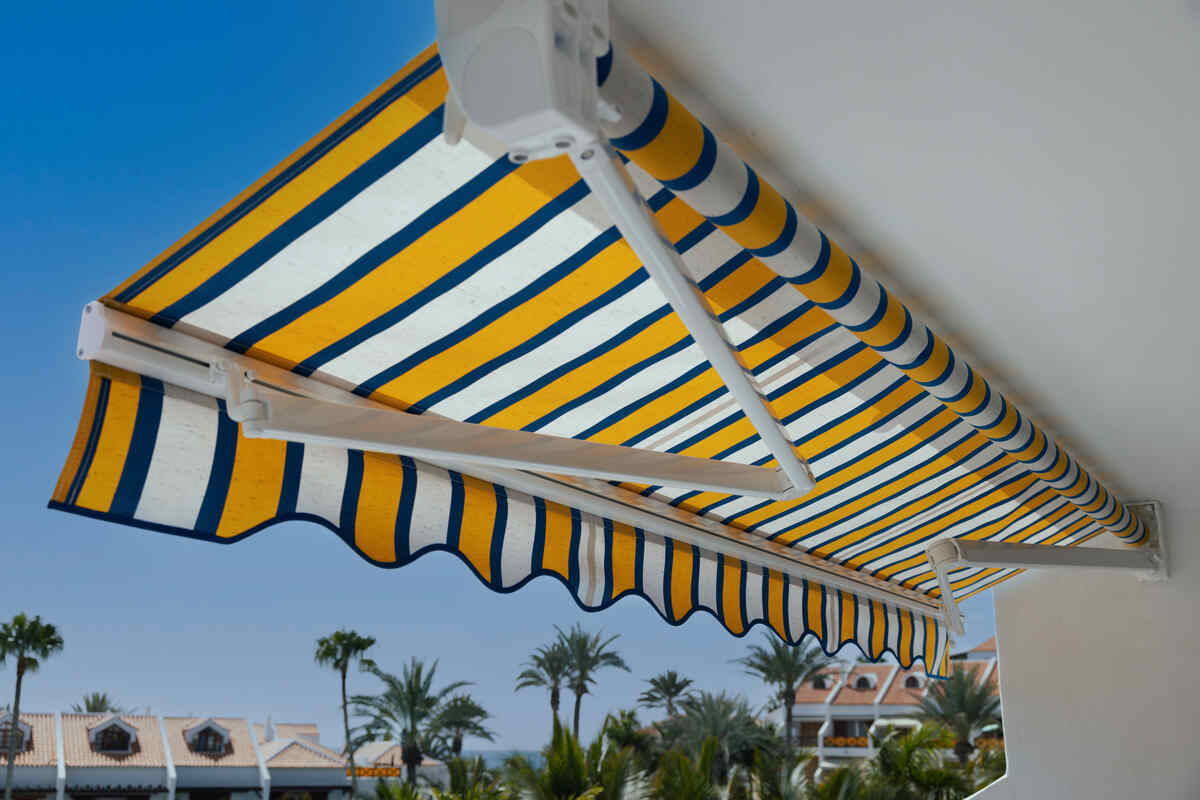 What Pitch to Set Your Awning and How to Adjust It